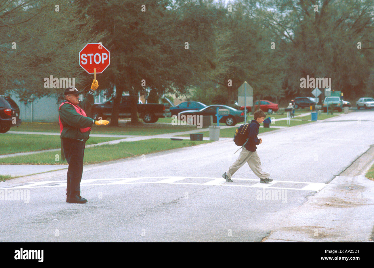 School crossing guard safety hi-res stock photography and images - Alamy