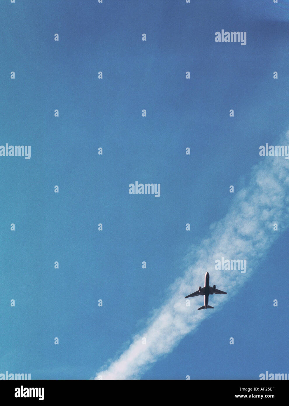 Aeroplane in Jetstream Stock Photo - Alamy