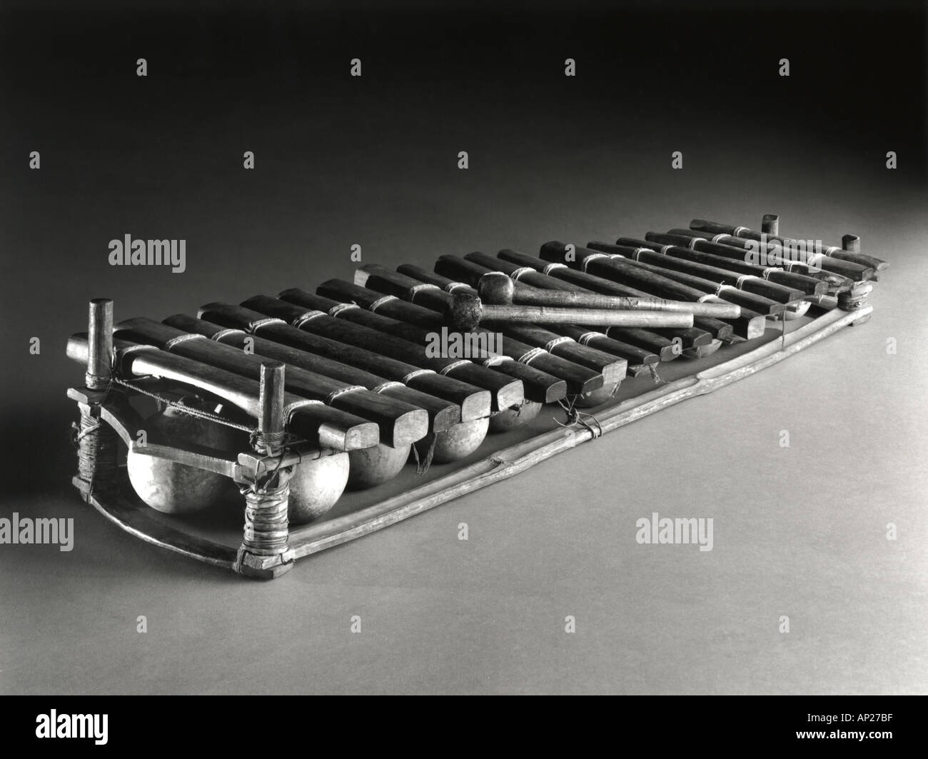 Balaphone hi-res stock photography and images - Alamy