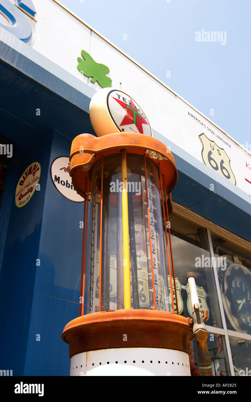 Springfield gas station hi-res stock photography and images - Alamy