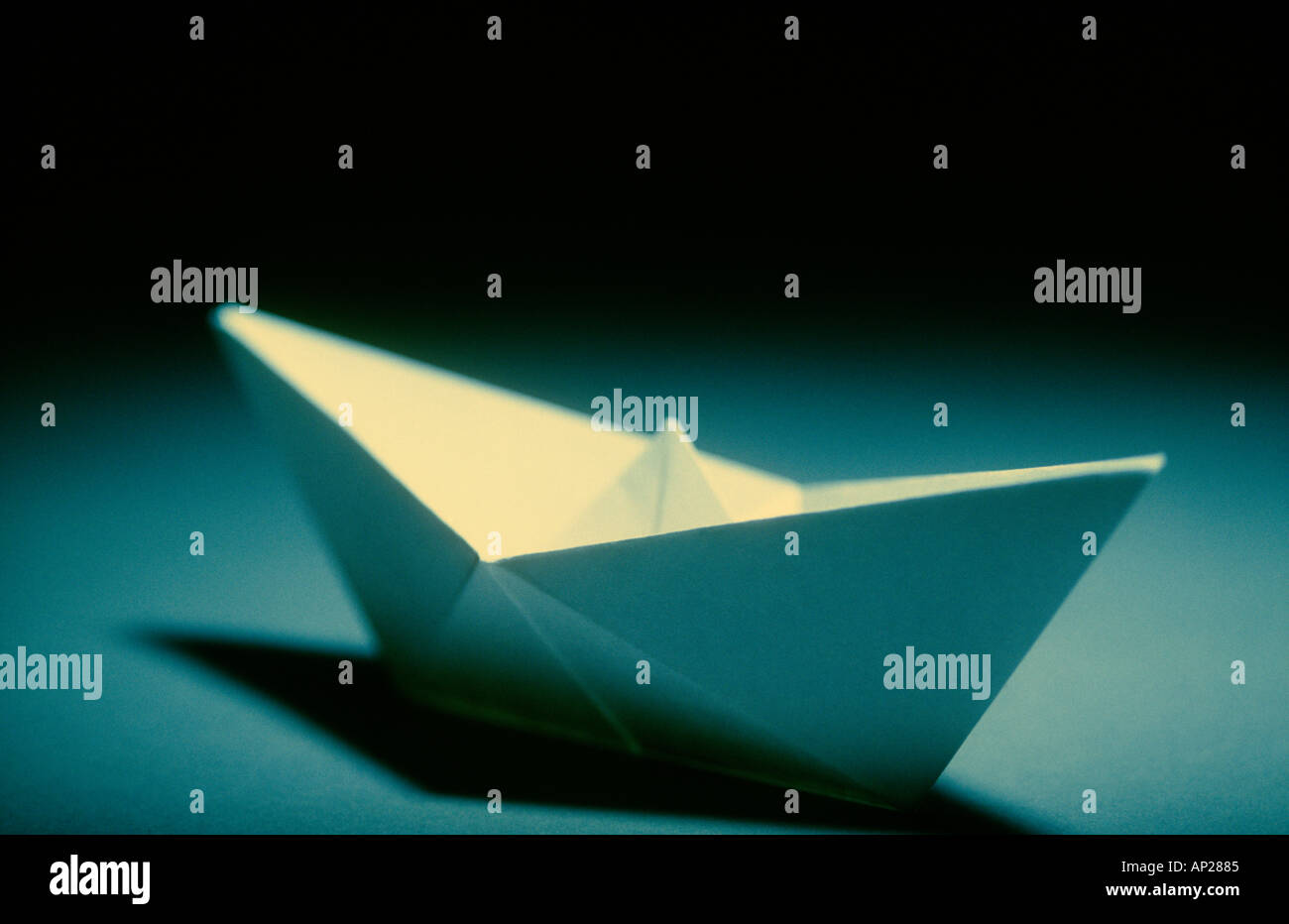 Paper sail hi-res stock photography and images - Alamy