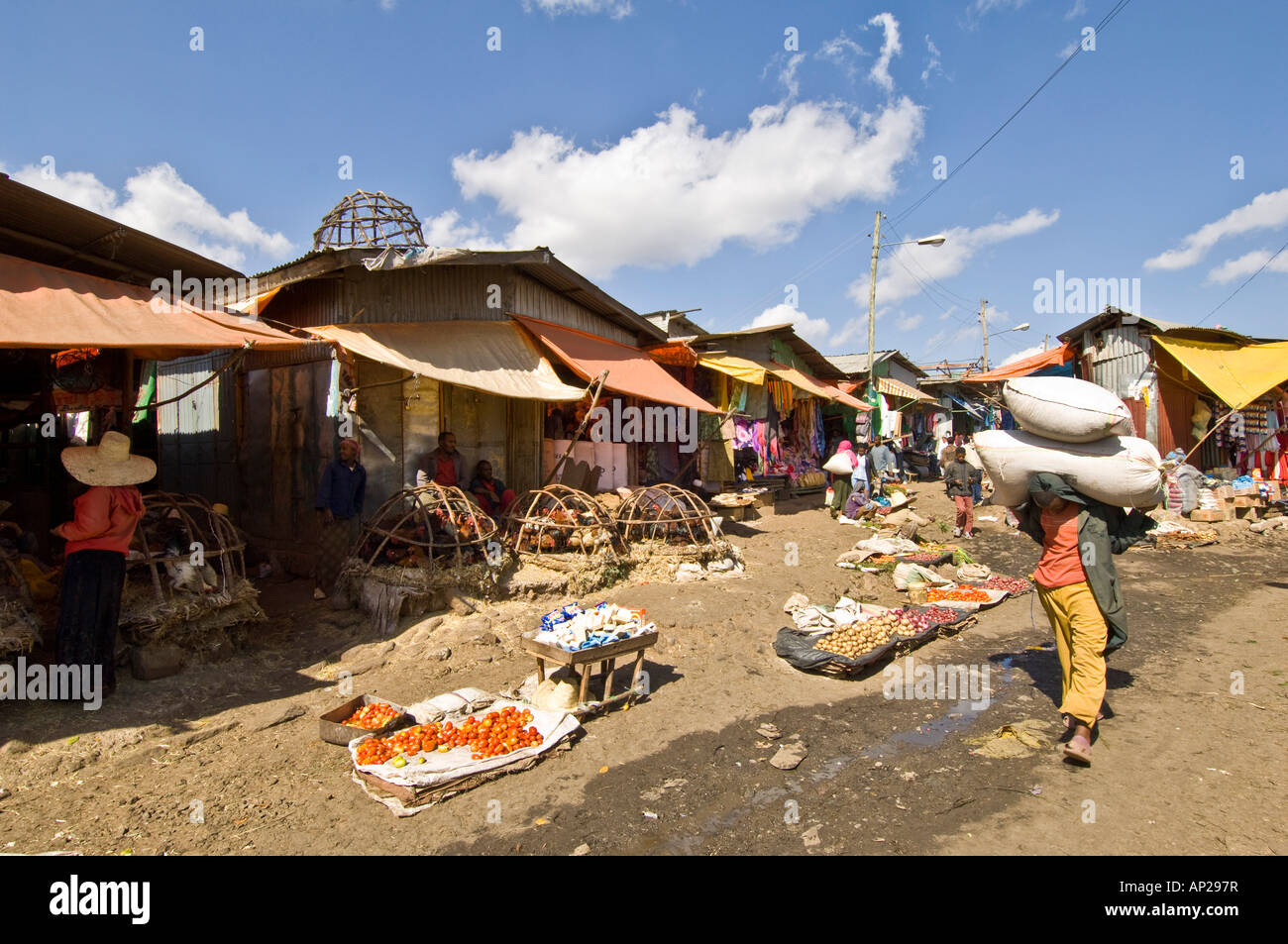 A typical street scene from the Mercato (market) in Addis Ababa Stock ...