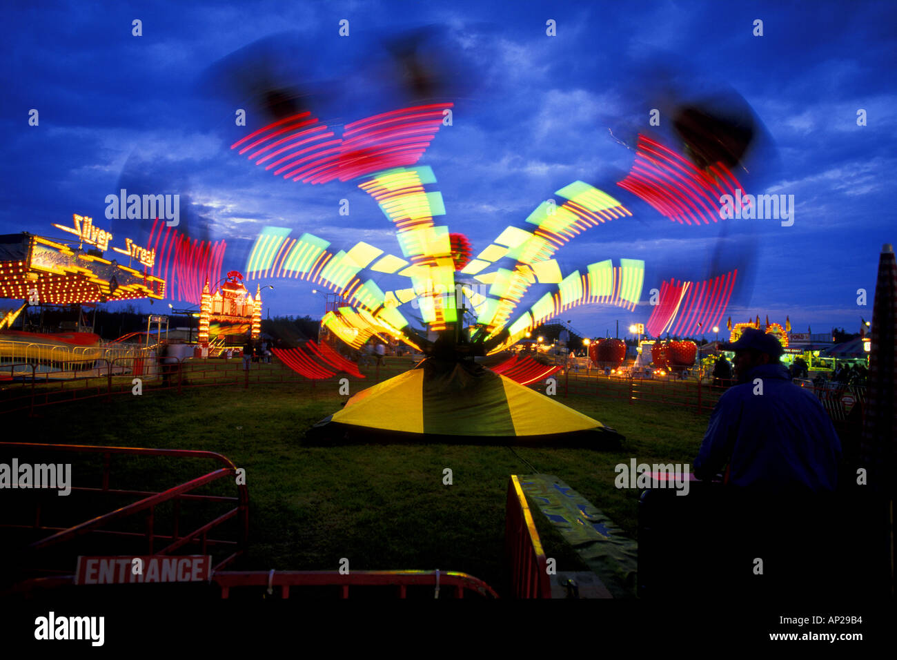 Amusement park ride Stock Photo - Alamy