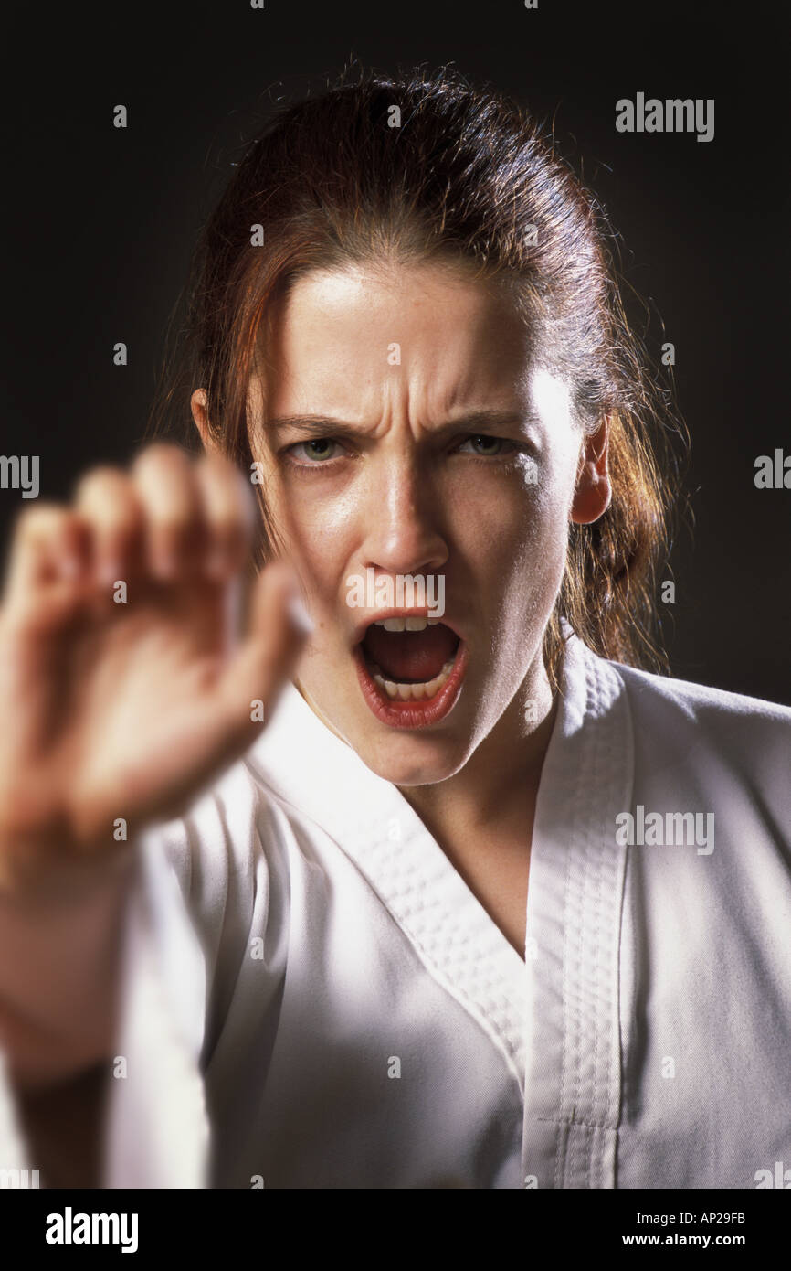 Karate match hi-res stock photography and images - Alamy
