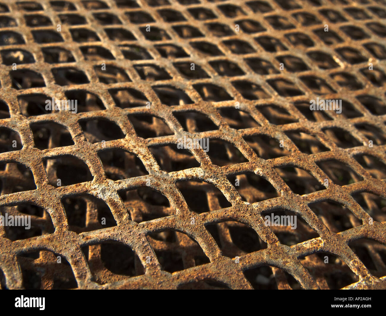 Old and rusty metal grid background texture Stock Photo - Alamy
