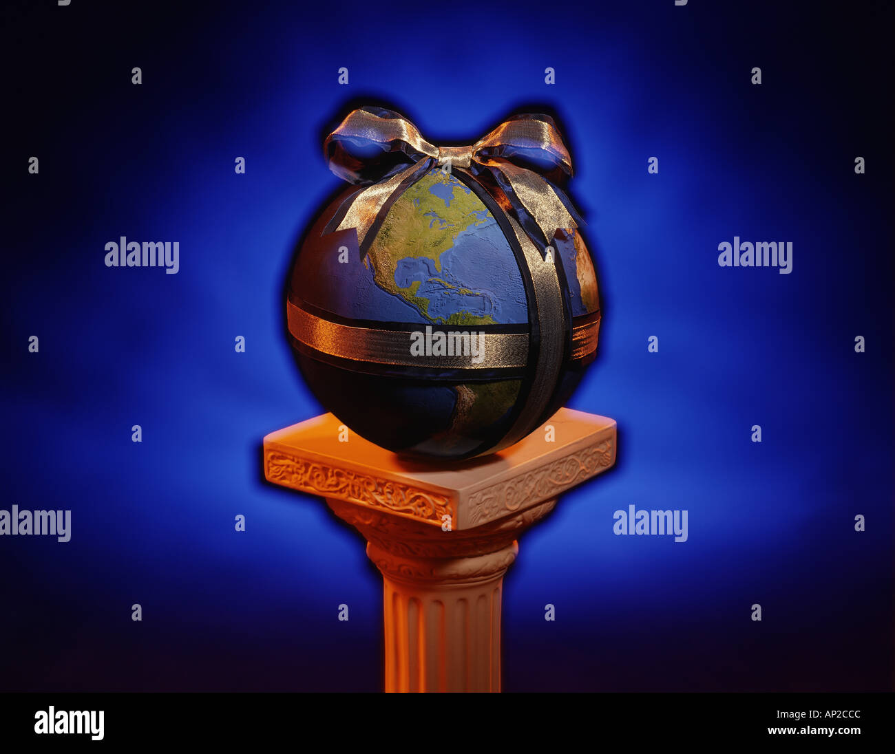 Stand globe hi-res stock photography and images - Alamy