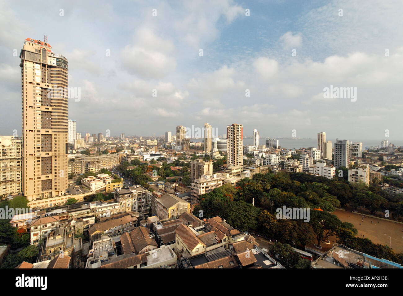 India tallest towers hi-res stock photography and images - Alamy