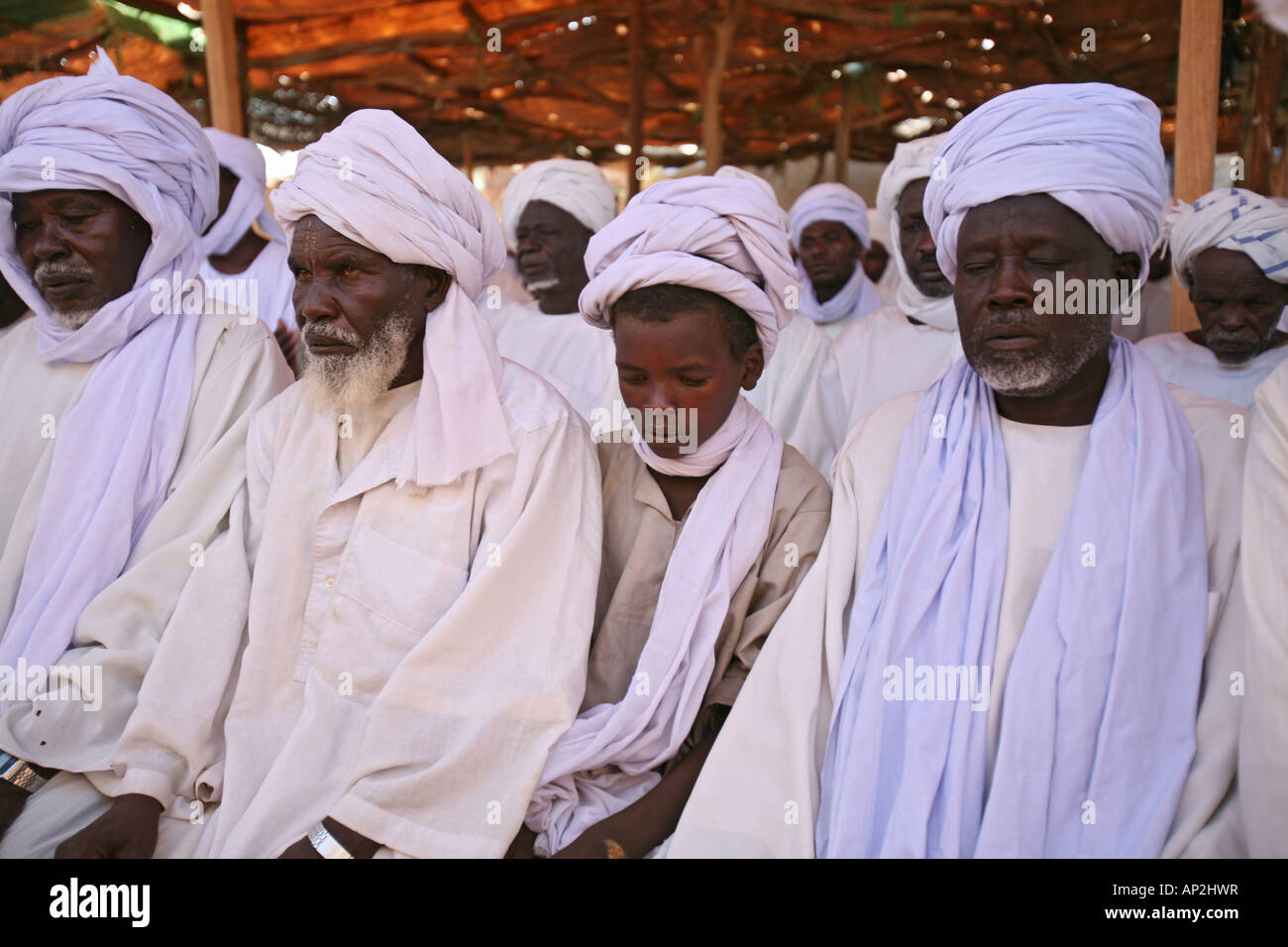 Mosque in Bahai refugee camp Stock Photo - Alamy