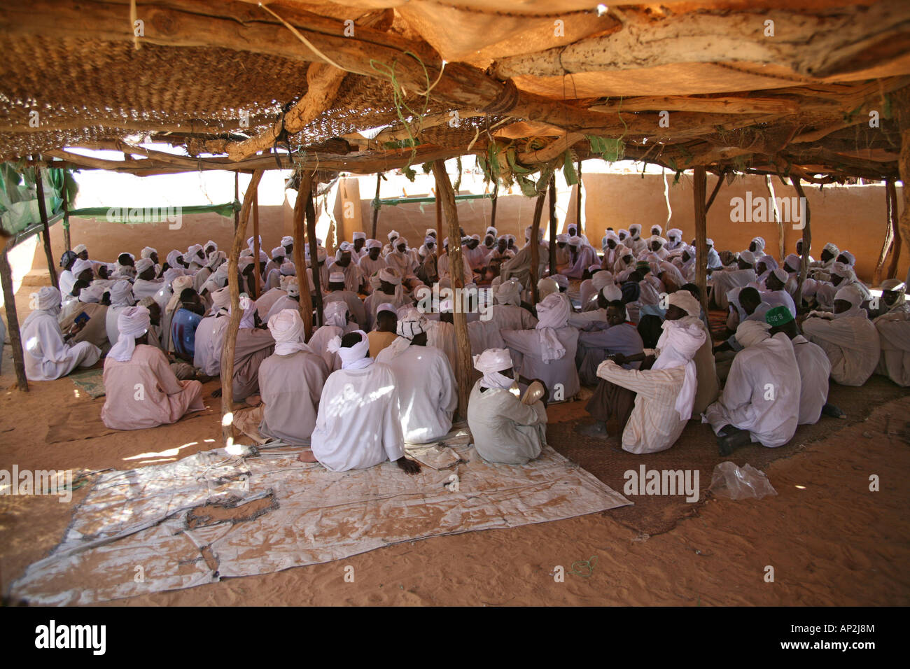 Mosque in Bahai refugee camp Stock Photo - Alamy