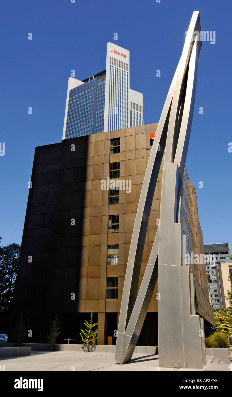 Deka bank frankfurt hesse germany hi-res stock photography and images ...