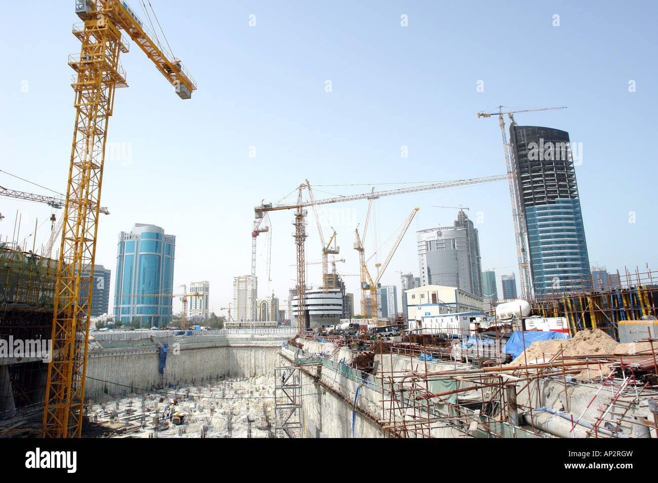 Construction Site in Doha, Qatar Stock Photo - Alamy