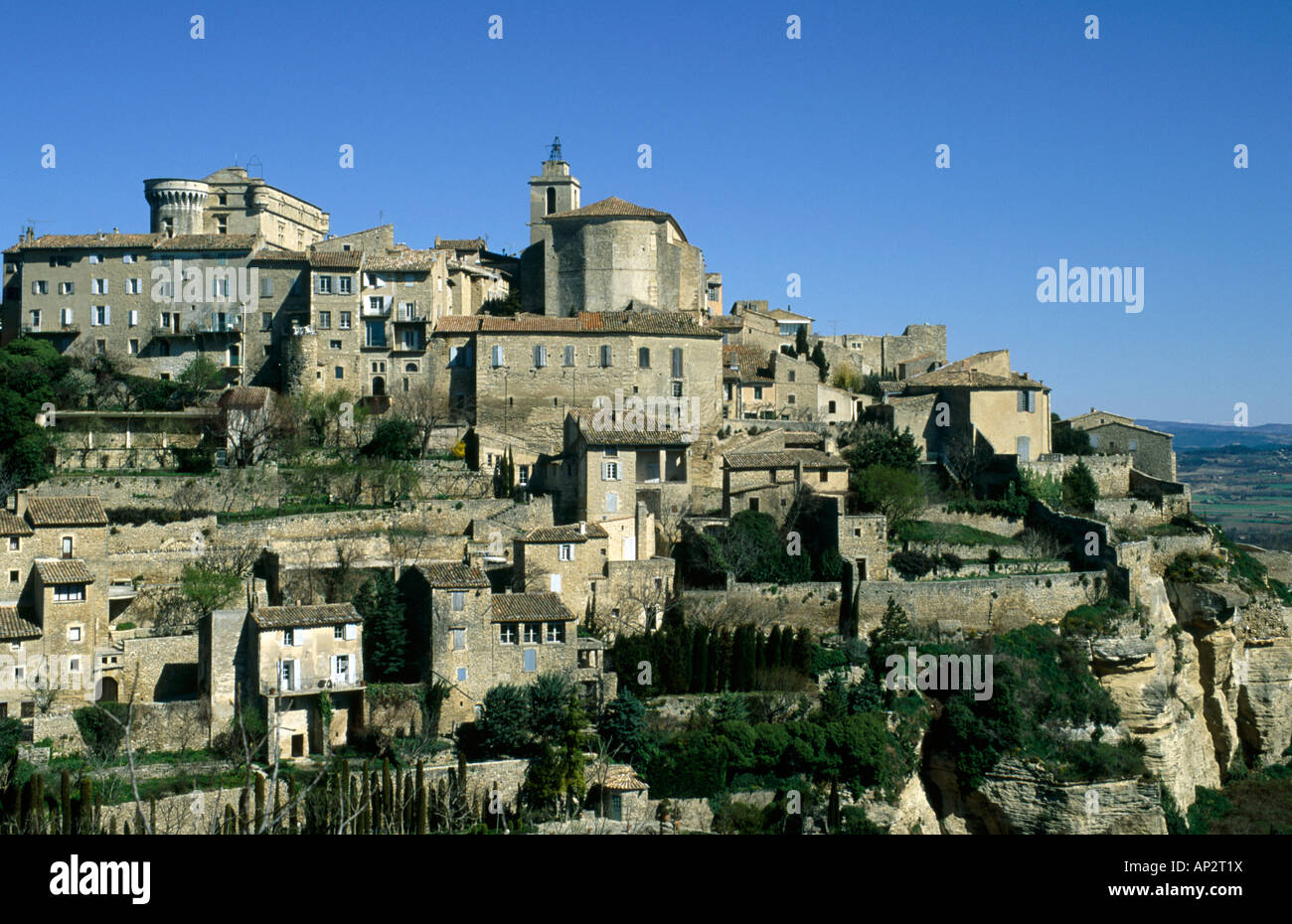 Gordes architecture on the hill hi-res stock photography and images - Alamy