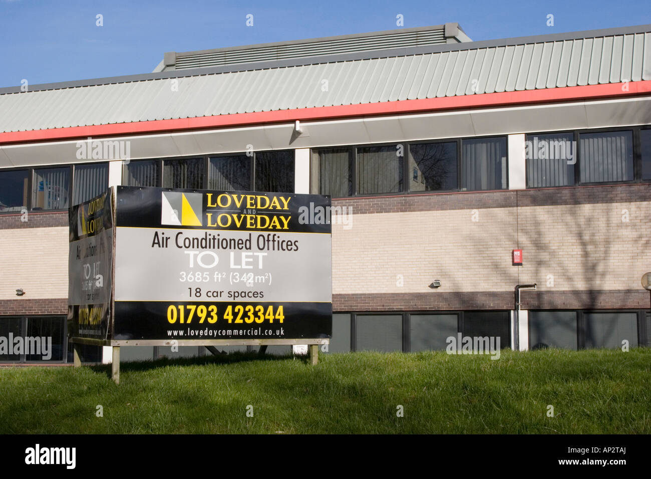 Air conditioned sign hi-res stock photography and images - Alamy