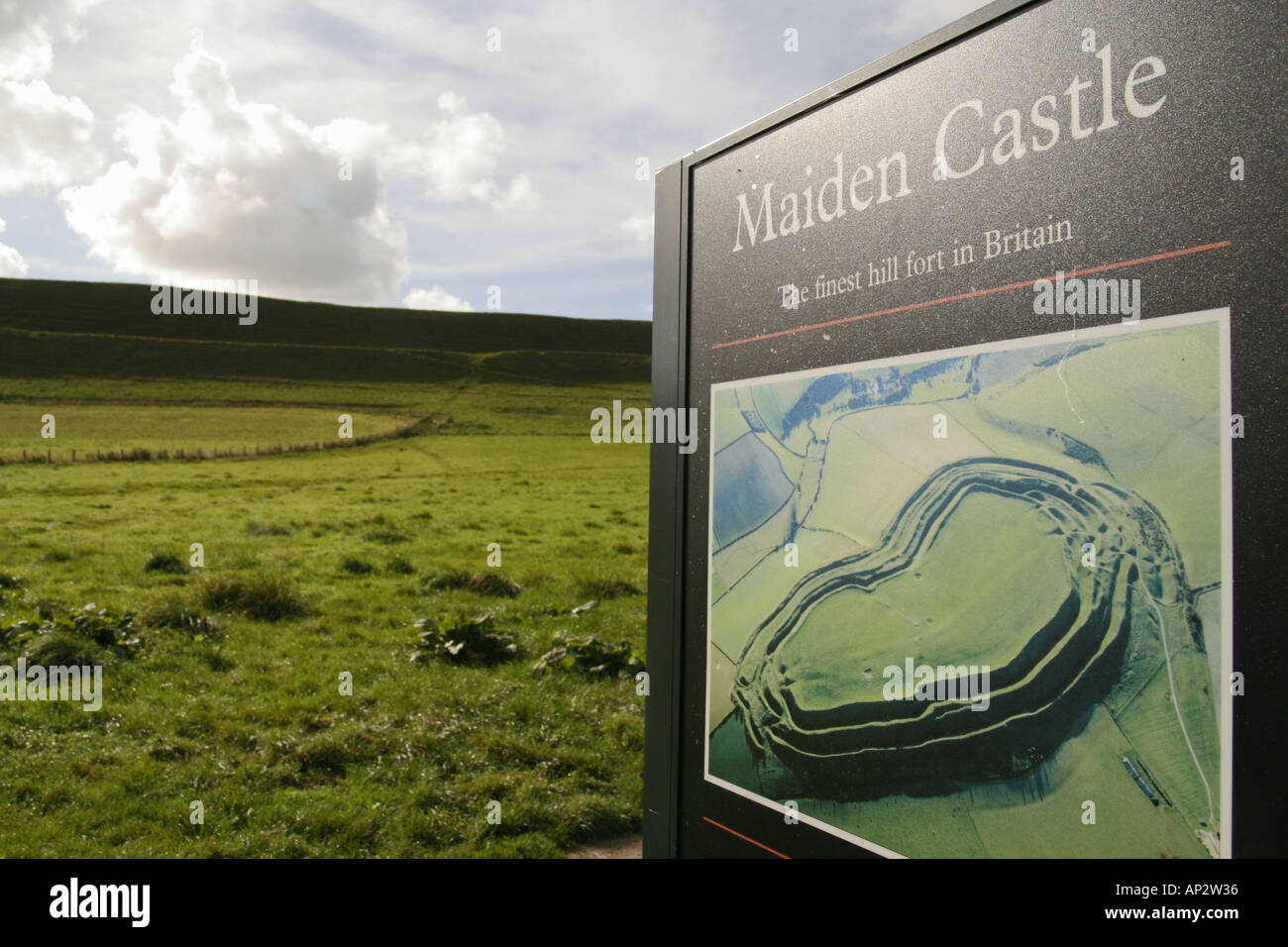Maiden in castle hi-res stock photography and images - Alamy