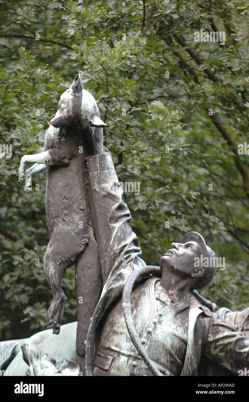 Fox hunter statue fox hunting tiergarten berlin germany deutschland ...