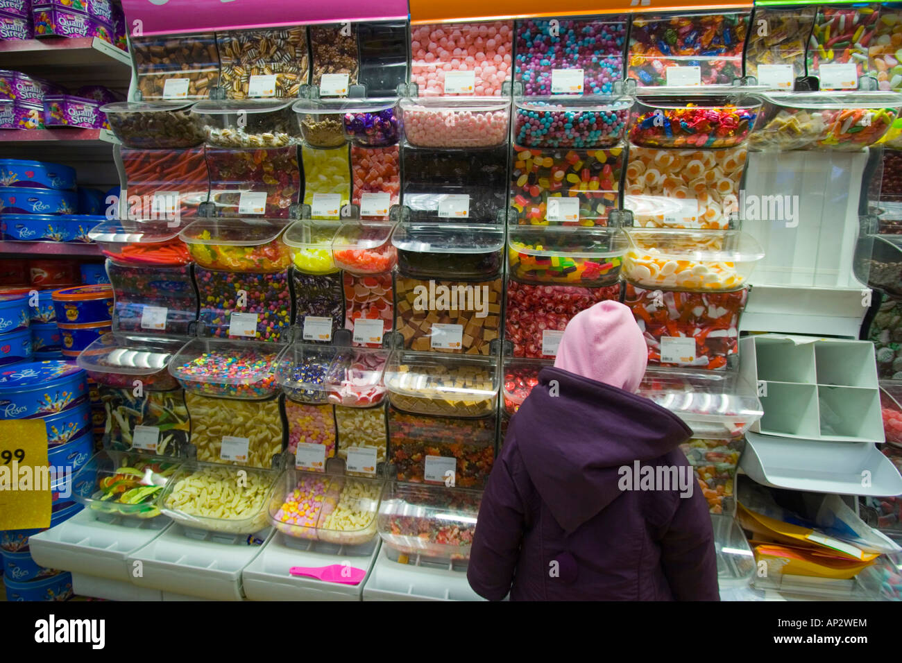 Pick n mix uk hi-res stock photography and images - Alamy