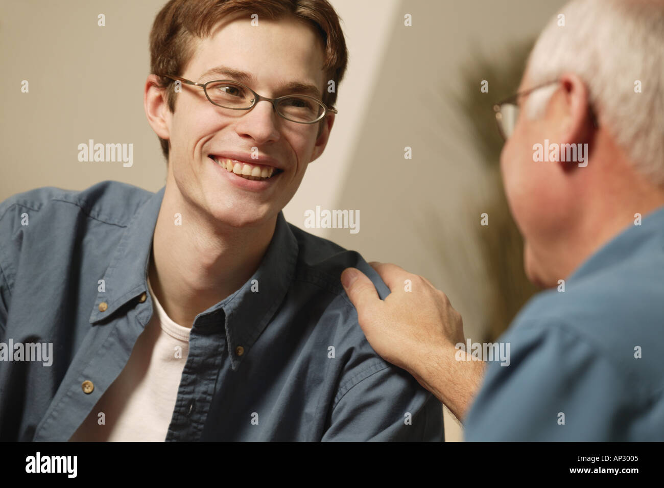 Two people having a conversation Stock Photo - Alamy