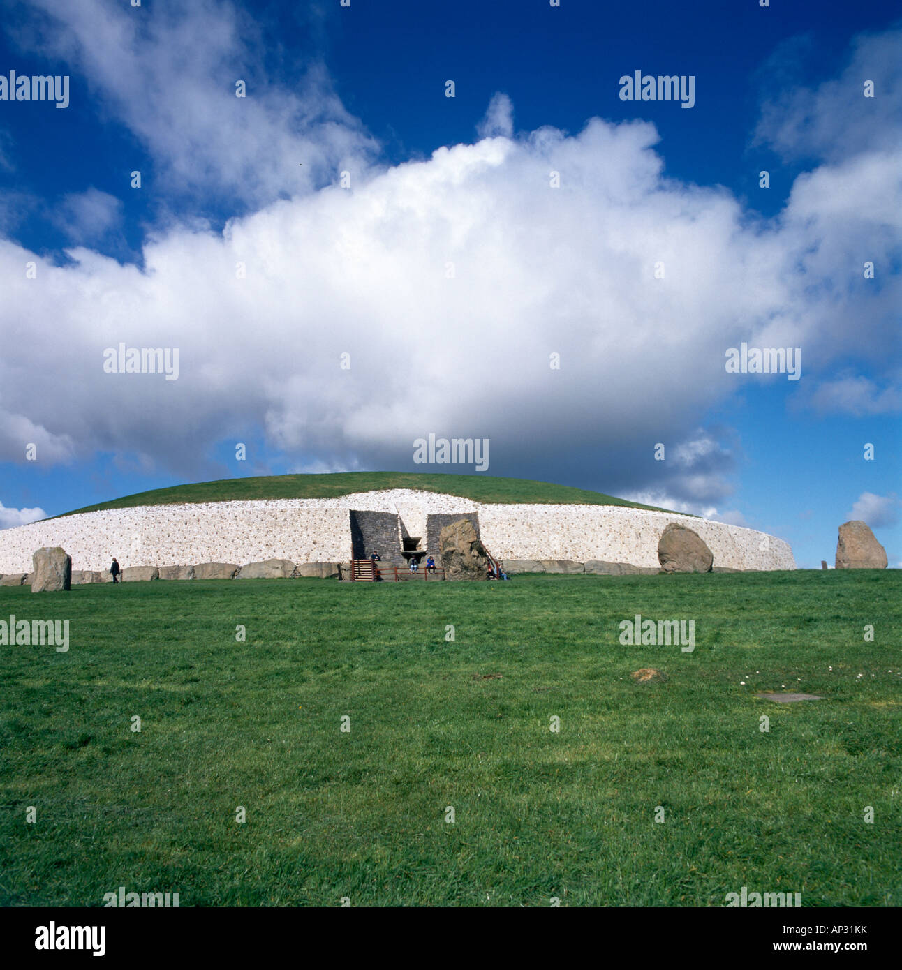 County Meath Ireland Newgrange Neolithic Passage Tomb Stock Photo - Alamy