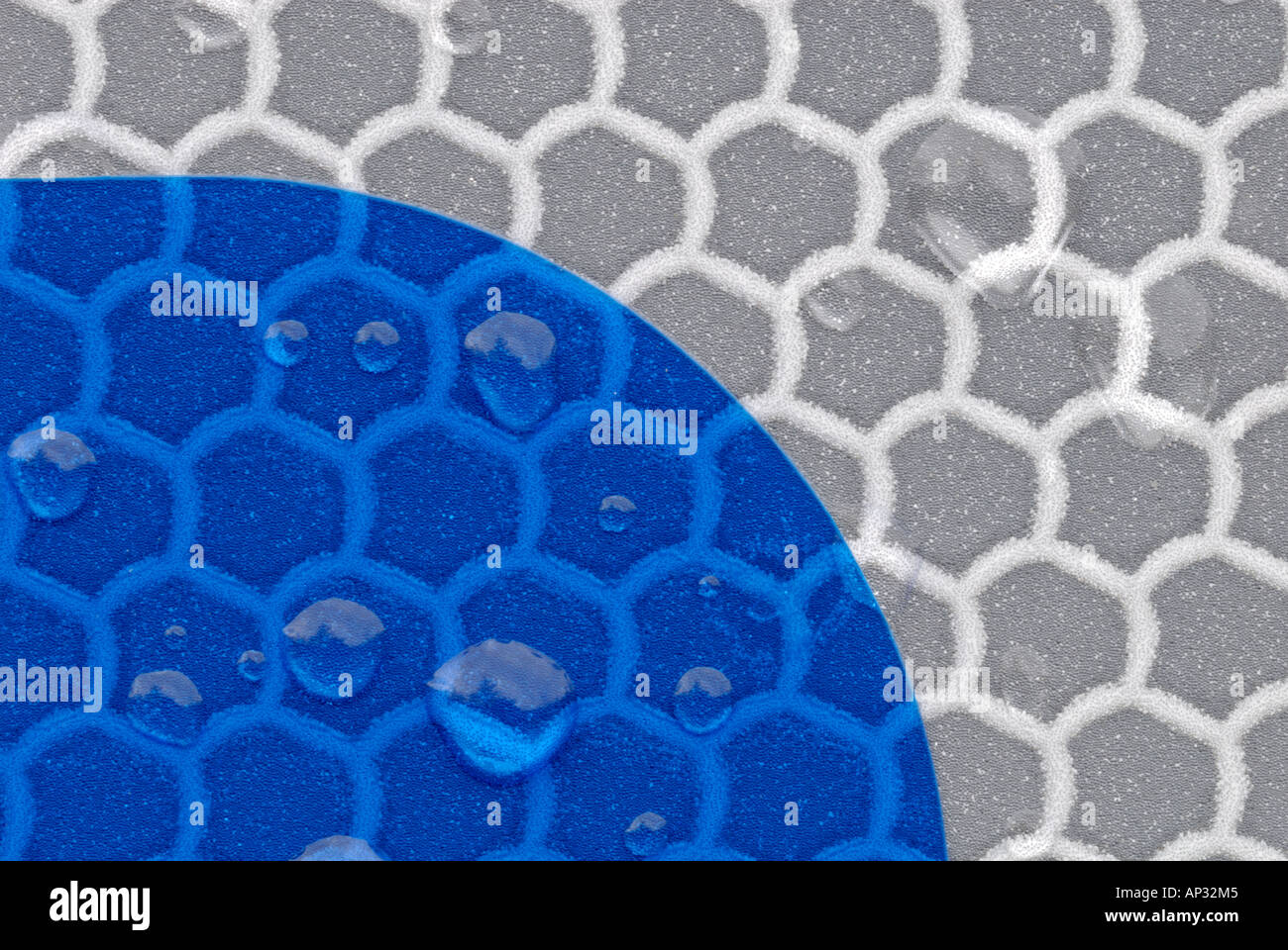 Hexagon hexagonal road sign hi-res stock photography and images - Alamy