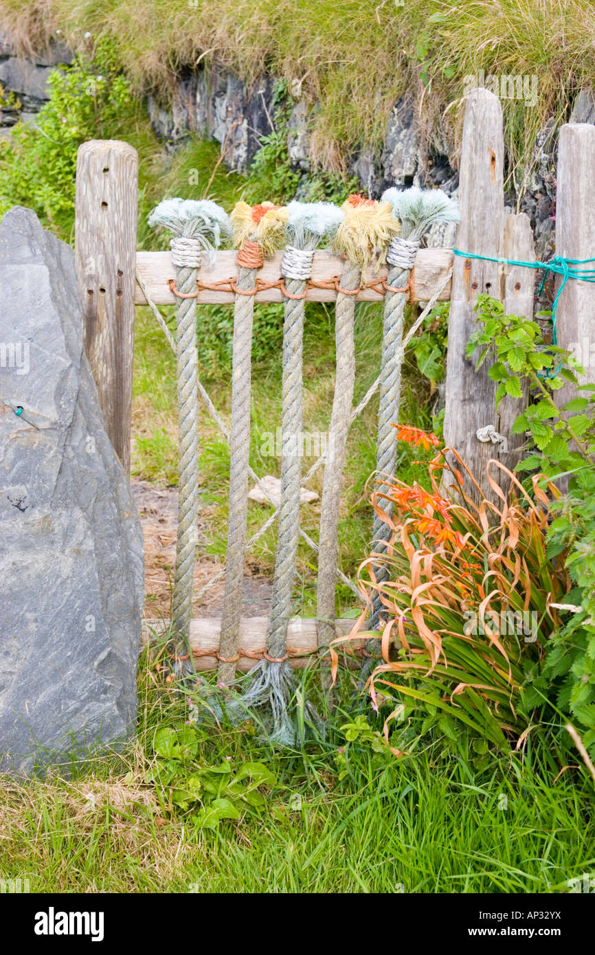 Garden gate made of recycled rope Stock Photo - Alamy