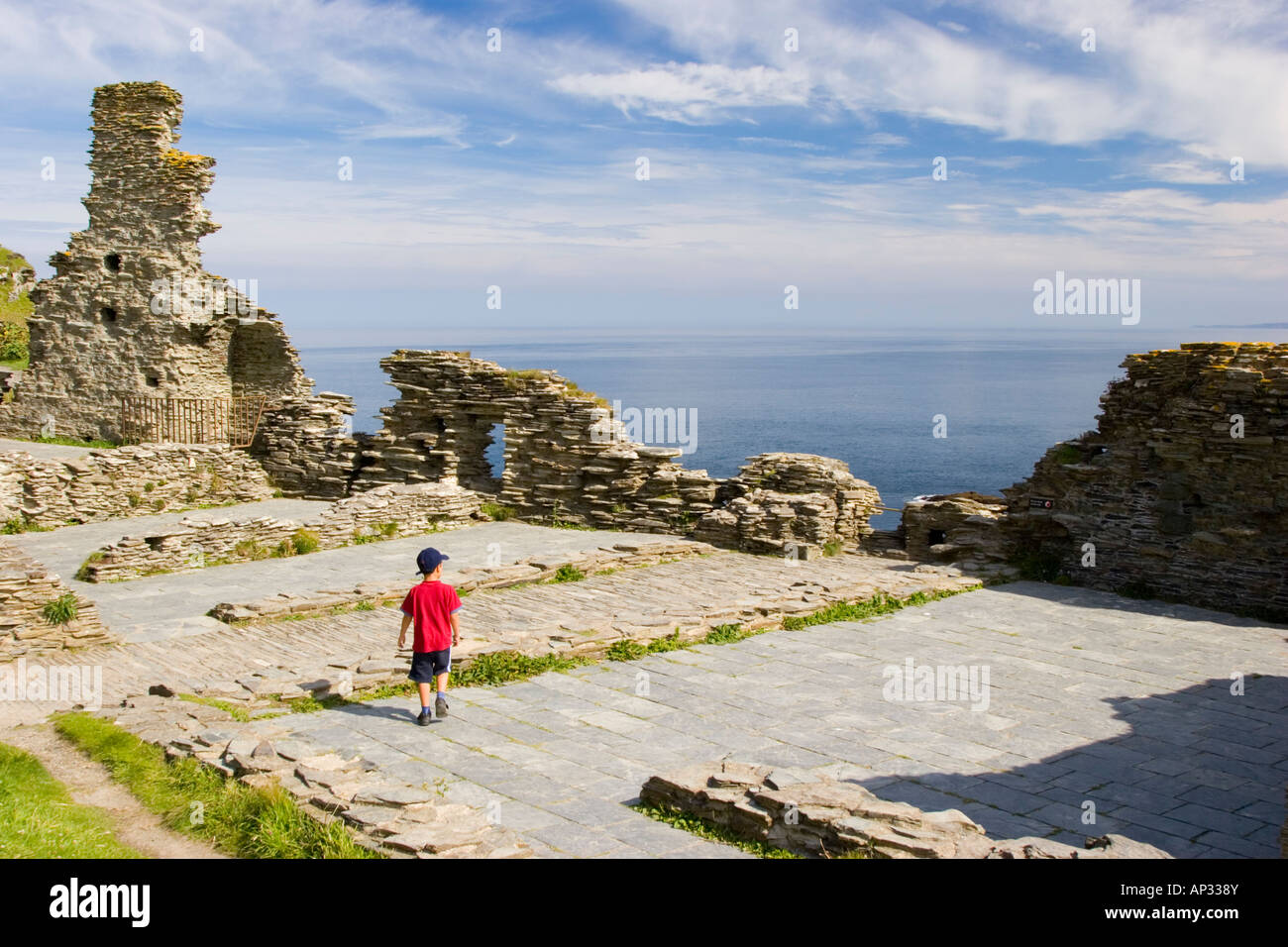 King Arthurs Castle High Resolution Stock Photography and Images - Alamy