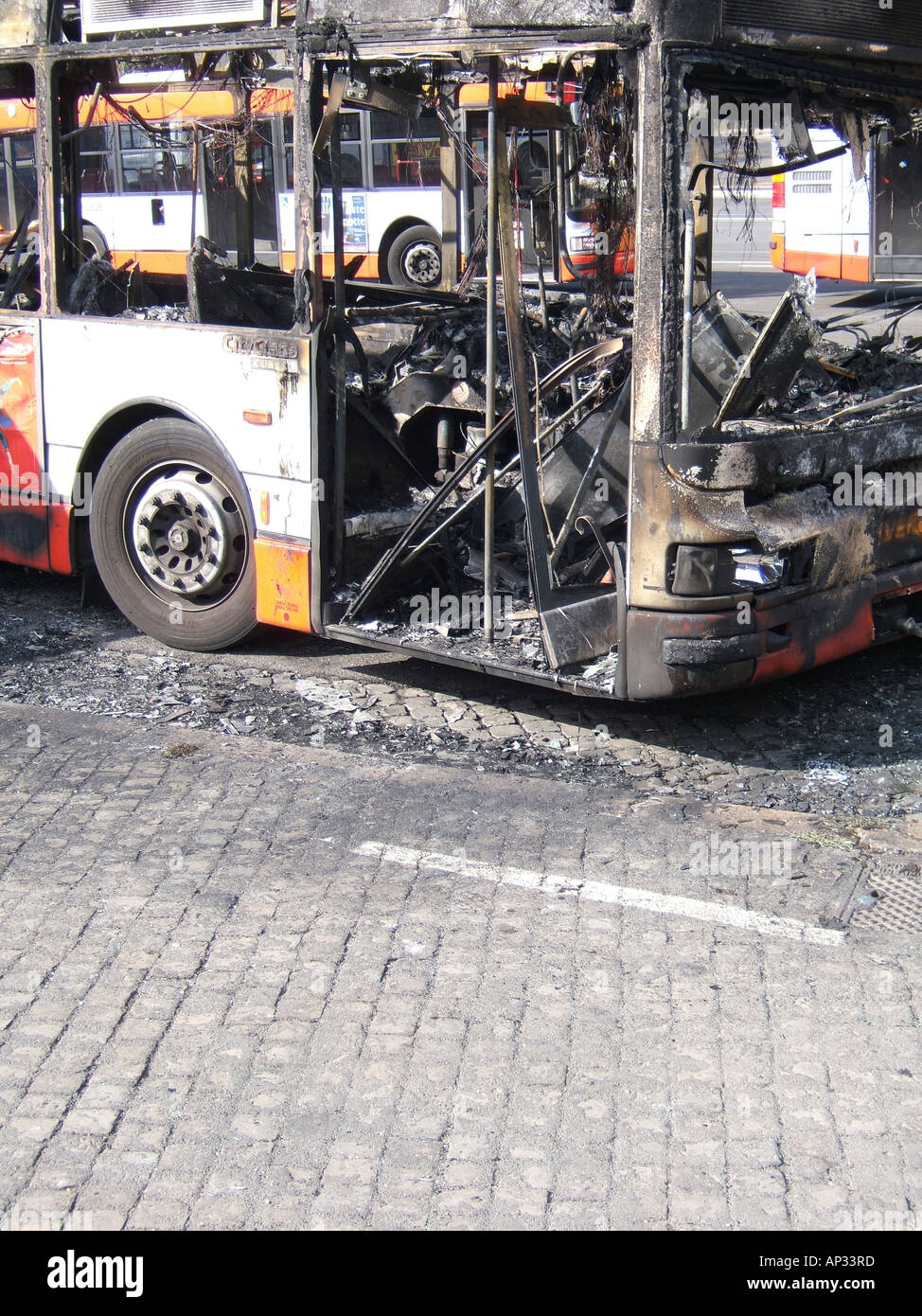 Burnt up bus hi-res stock photography and images - Alamy