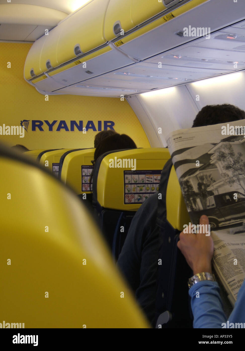 Interior ryan air plane hi-res stock photography and images - Alamy