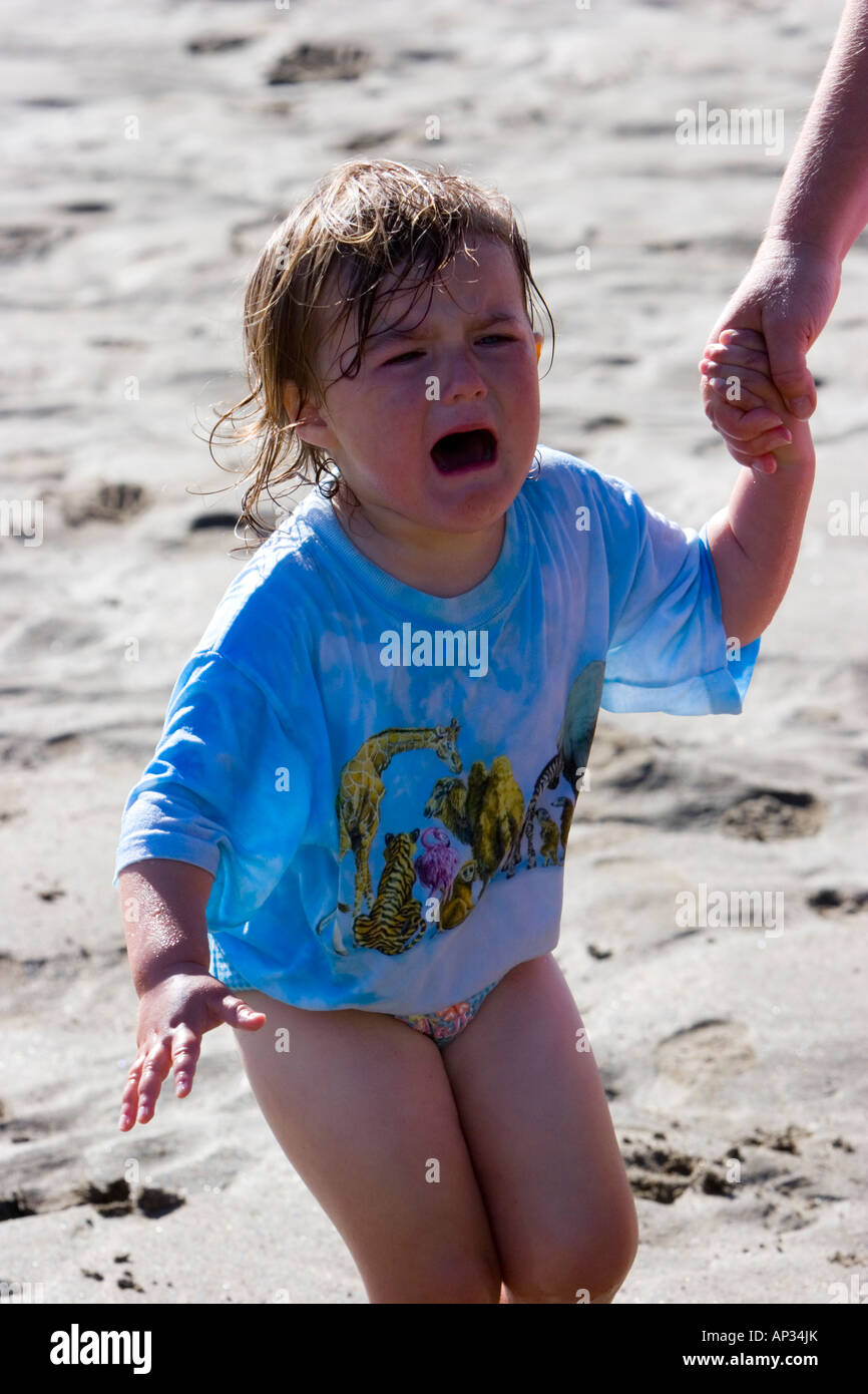 Girl holding pebbles hi-res stock photography and images - Alamy