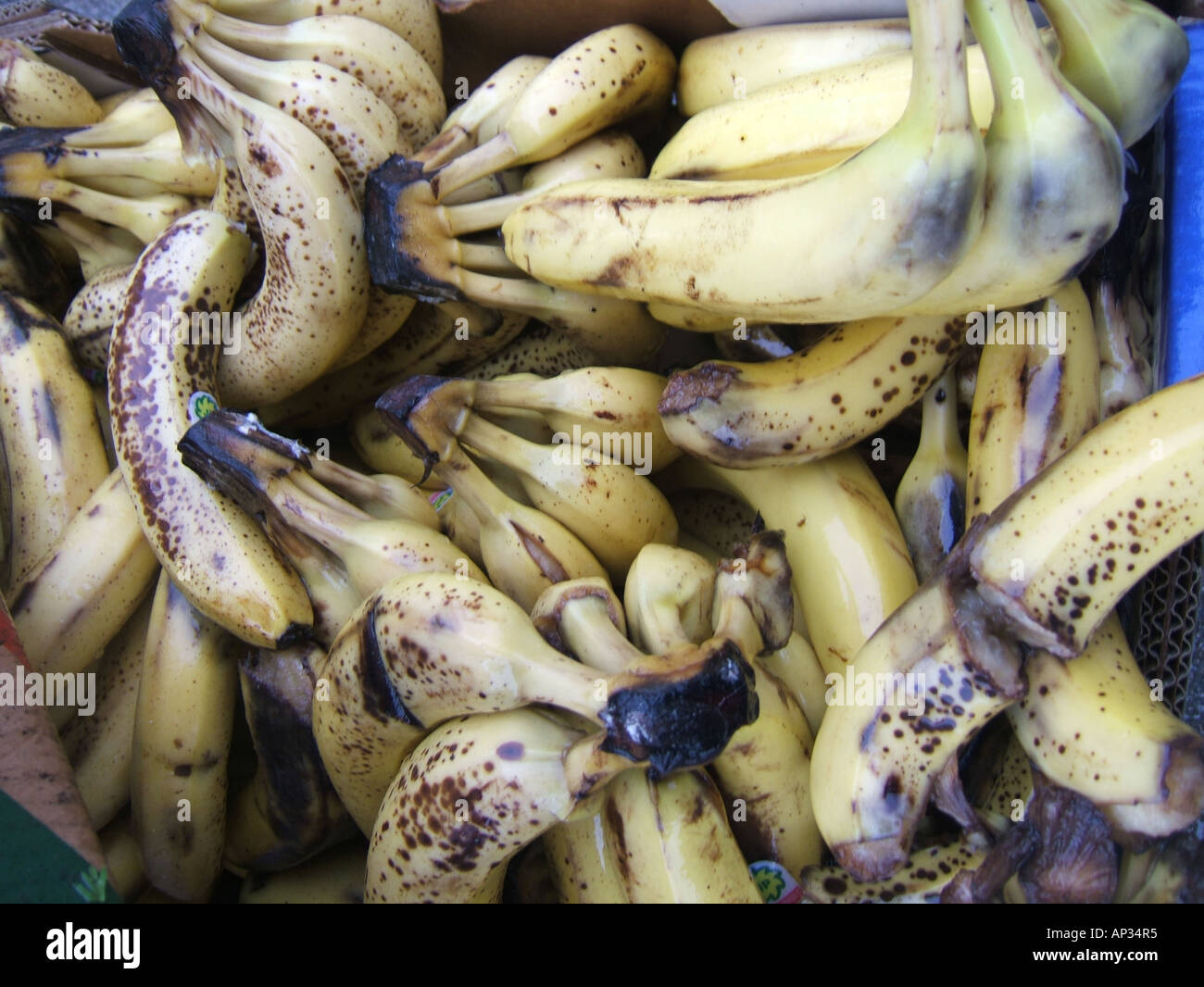 a case of rotten bananas on market stall Stock Photo - Alamy