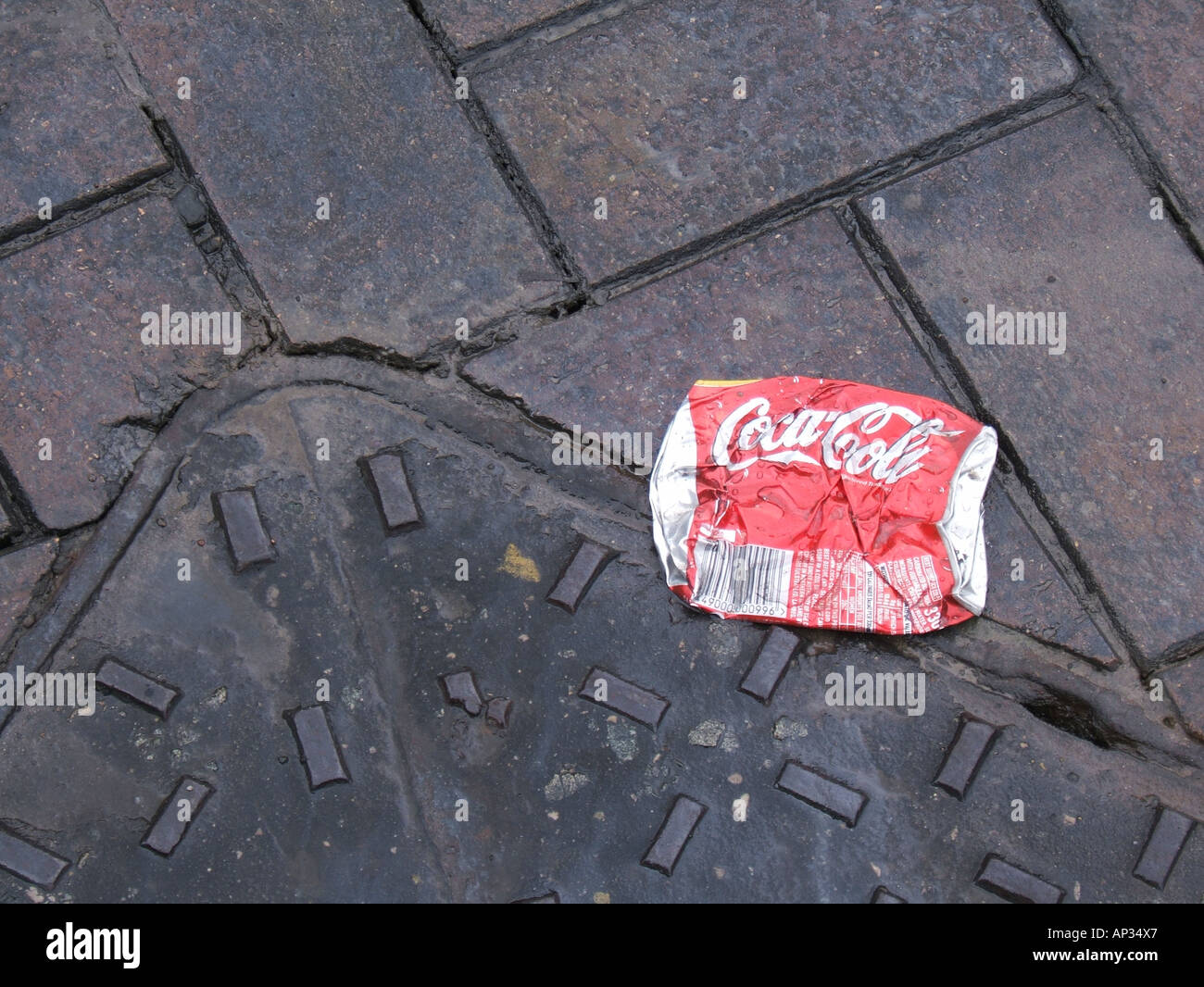 Coke coca cola can soft drink red junk food on hi-res stock photography ...