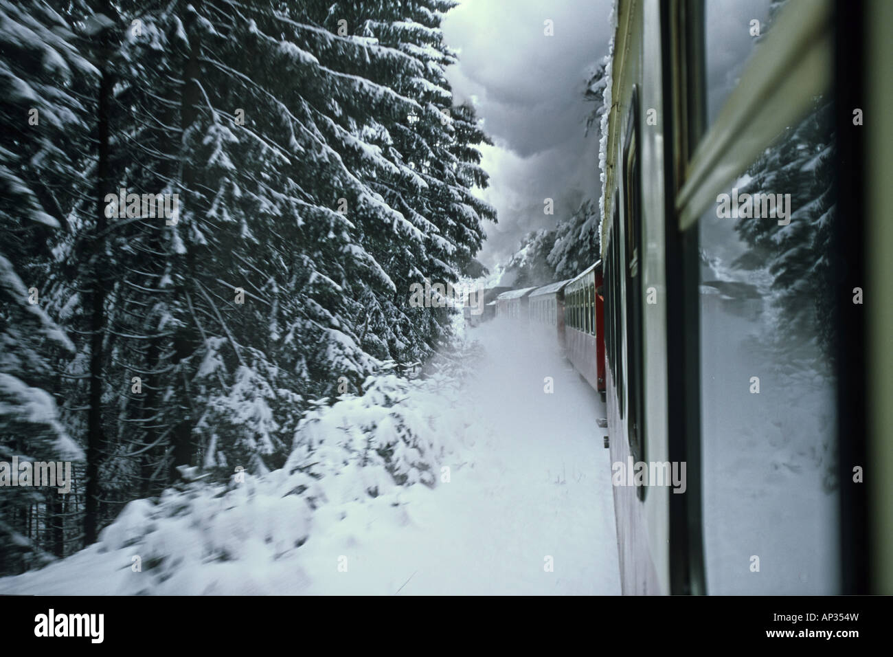 White mountains national forest train hi-res stock photography and ...