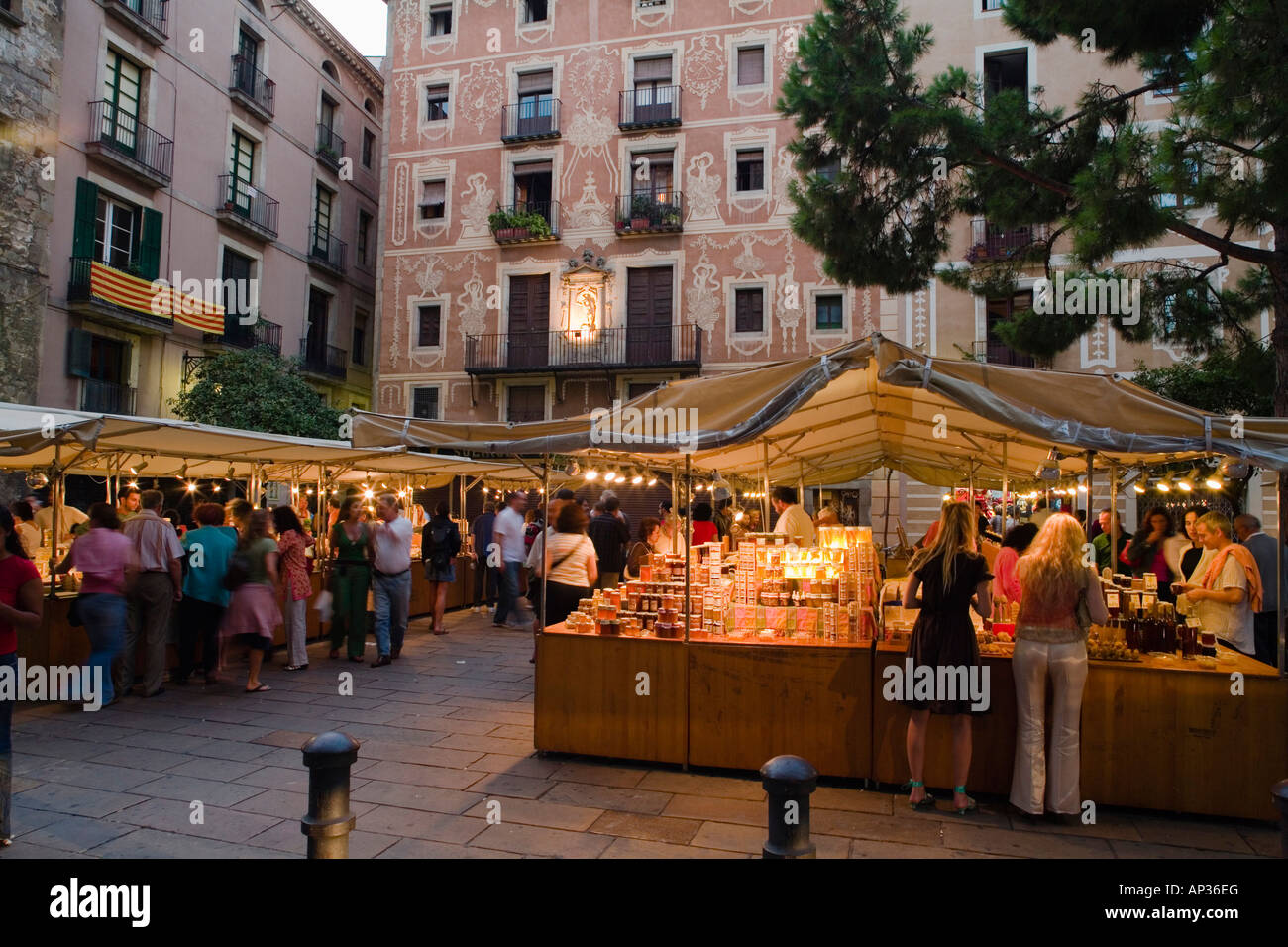 Placa del Pi, Barri Gotic, Ciutat Vella, Barcelona, Spain Stock Photo ...
