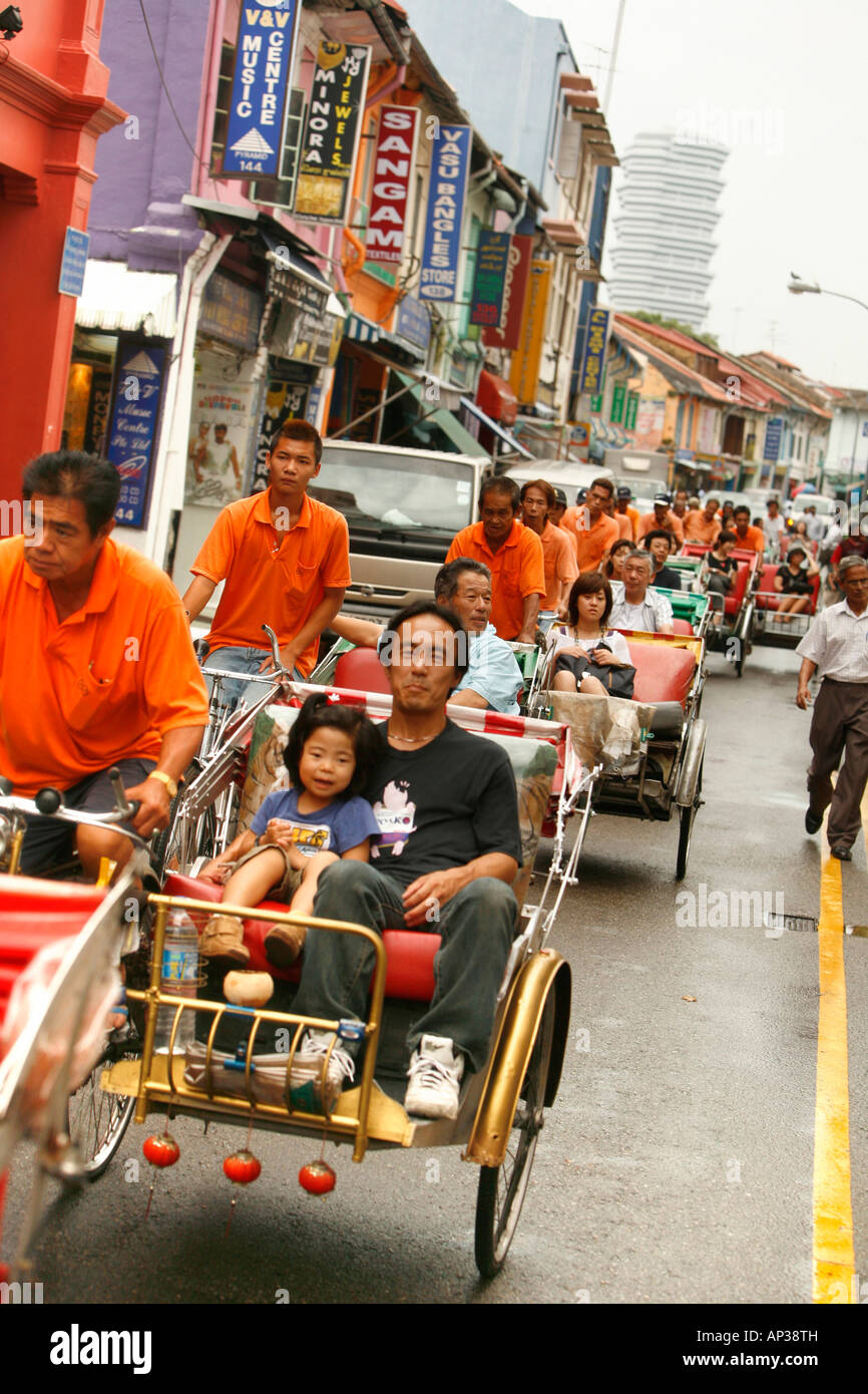 Singapore rickshaw hi-res stock photography and images - Alamy