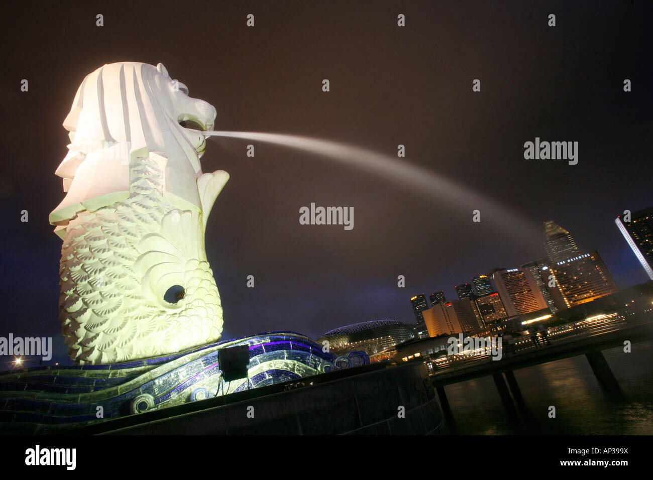 Merlion, Singapore Symbol, Singapore Stock Photo - Alamy