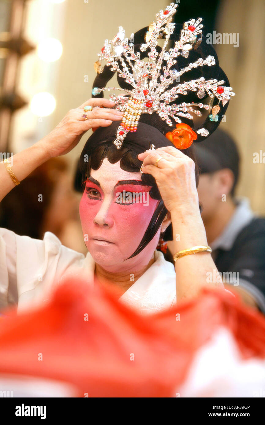 Singapore chinese theatre hi-res stock photography and images - Alamy