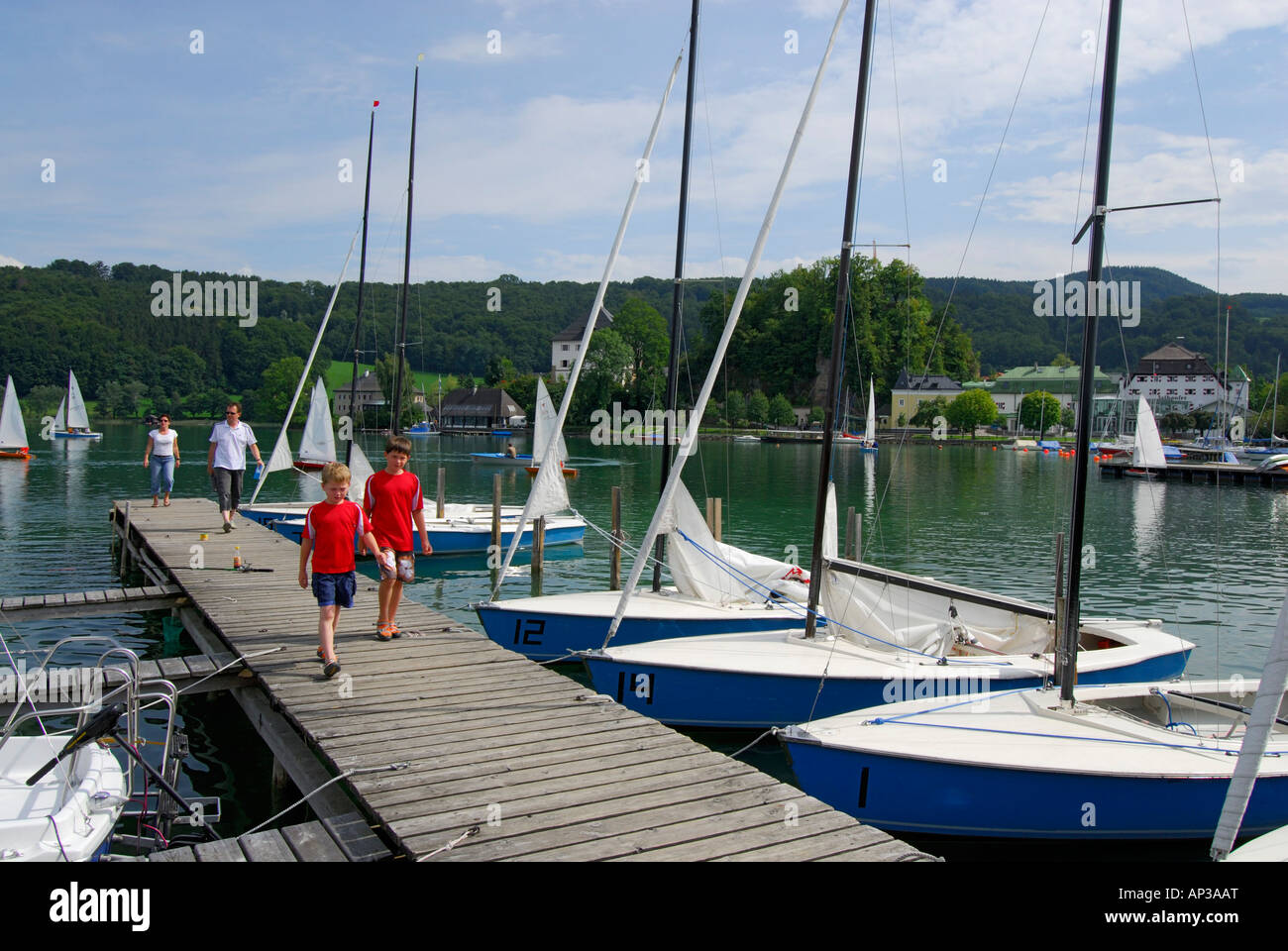 Two boats sailing hi-res stock photography and images - Alamy