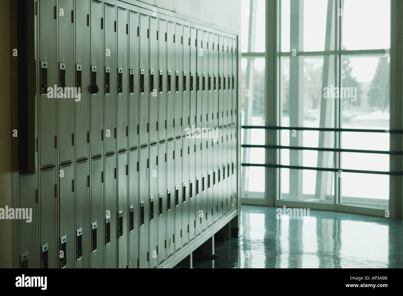School lockers in hallway Stock Photo - Alamy