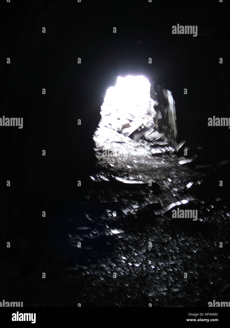 inside dark cave Stock Photo - Alamy