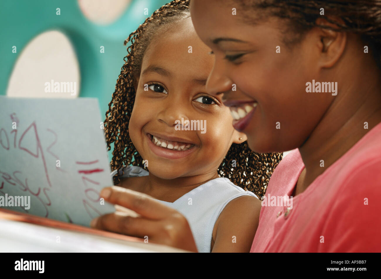 Child admiring art hi-res stock photography and images - Alamy