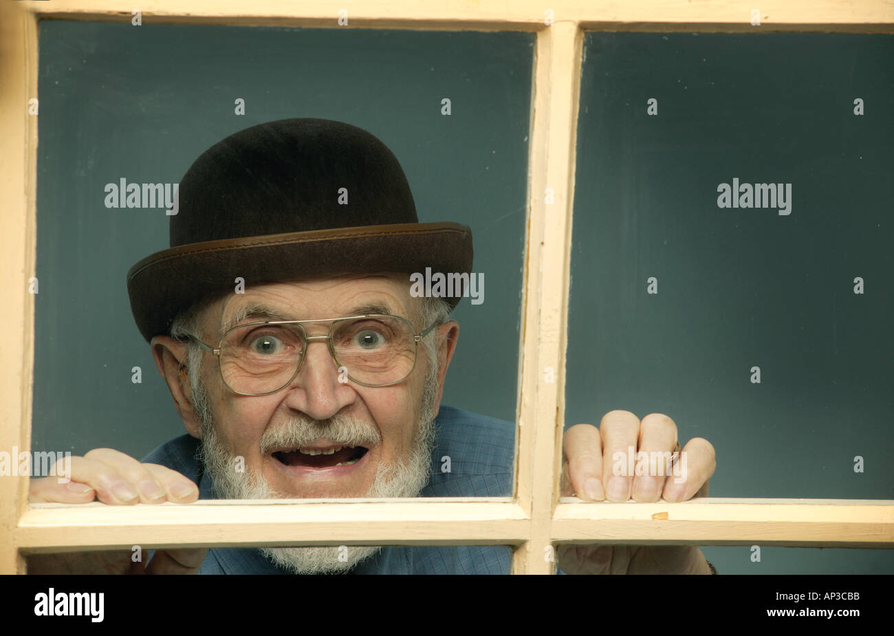 Amusing old people hi-res stock photography and images - Alamy