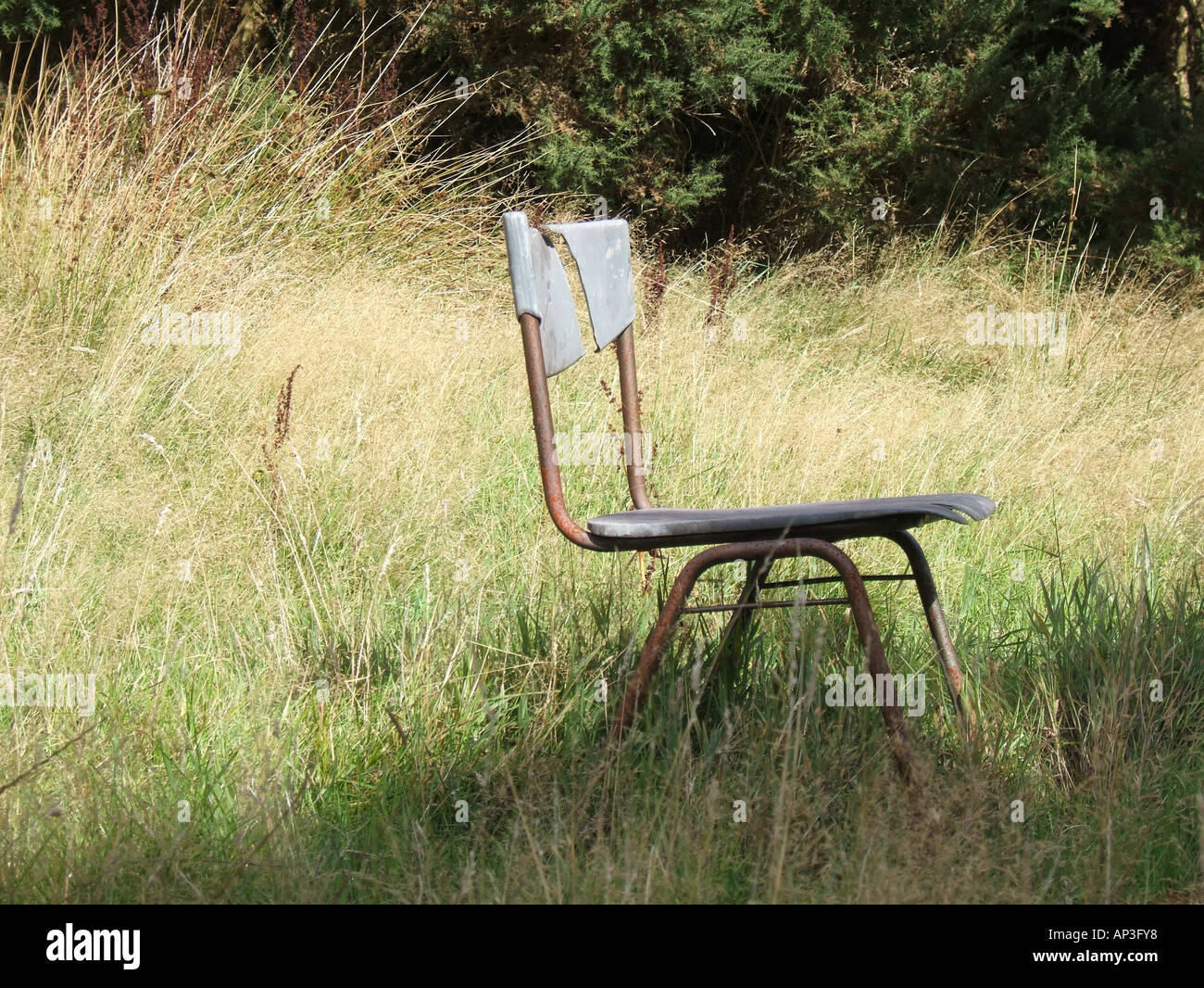 One old broken office hi-res stock photography and images - Alamy