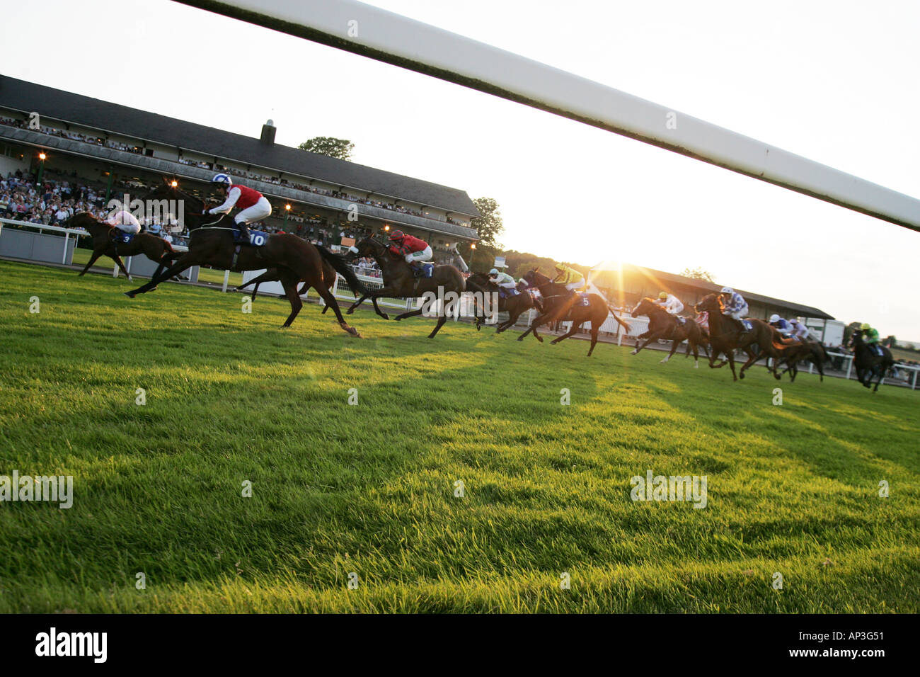 Chepstow racecourse hi-res stock photography and images - Alamy