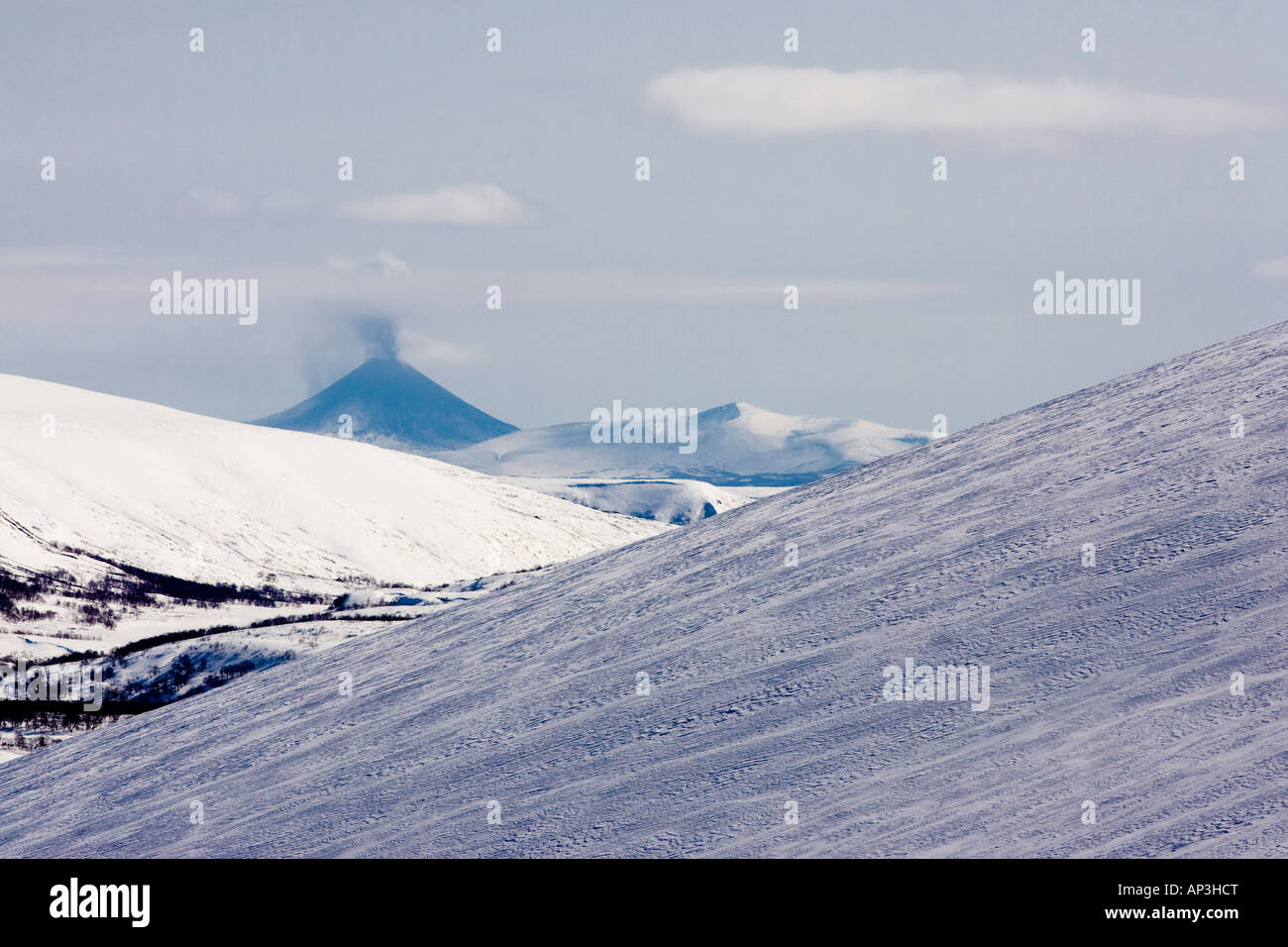 Karymsky eruption hi-res stock photography and images - Alamy