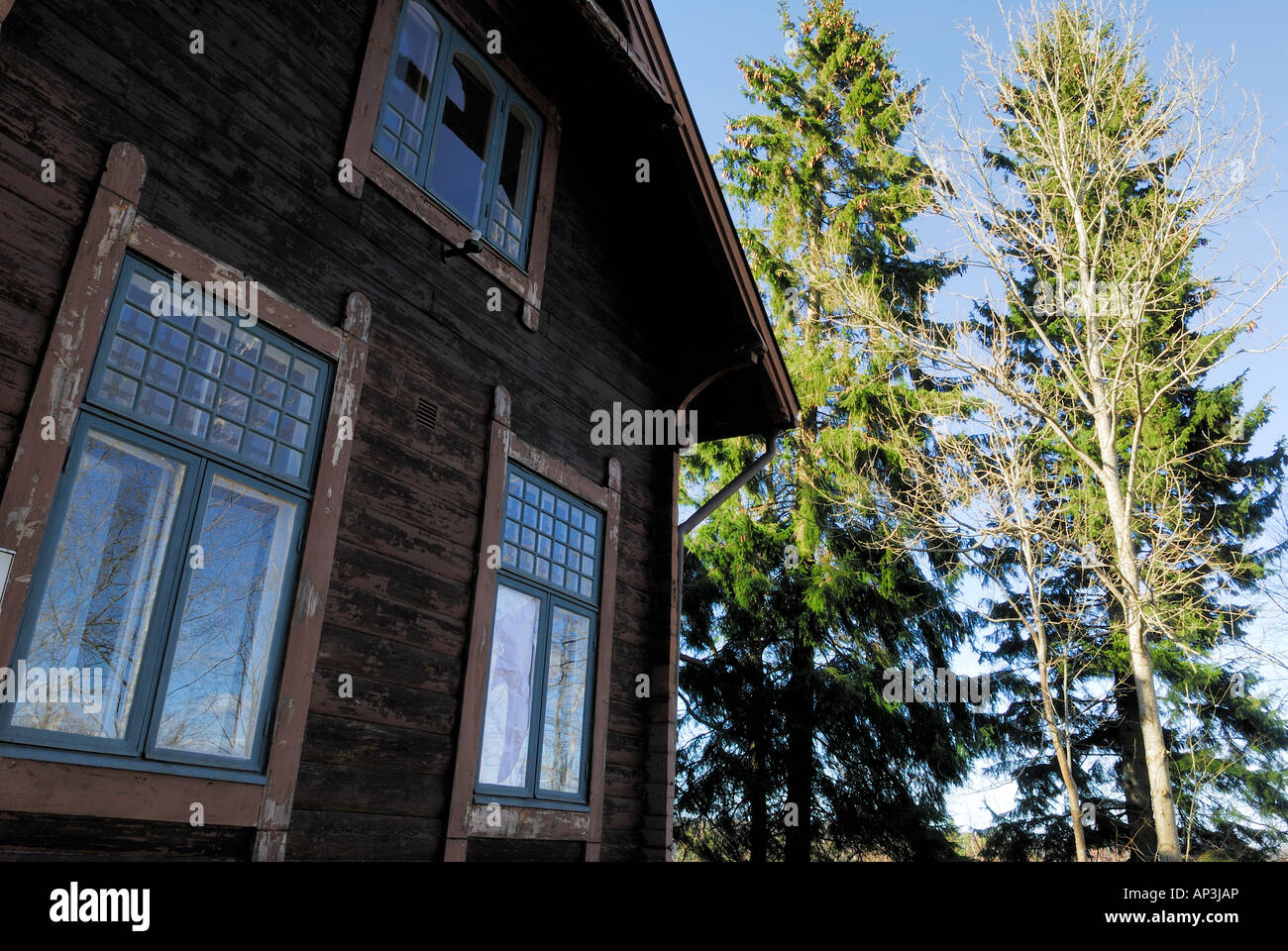Glass tree house sweden hi-res stock photography and images - Alamy