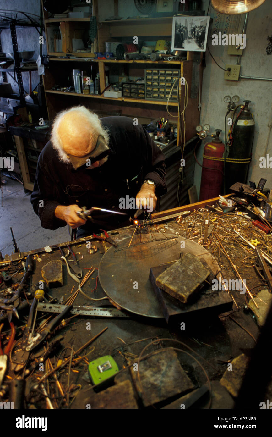 Artist making a wire sculpture Ferndale California Stock Photo - Alamy