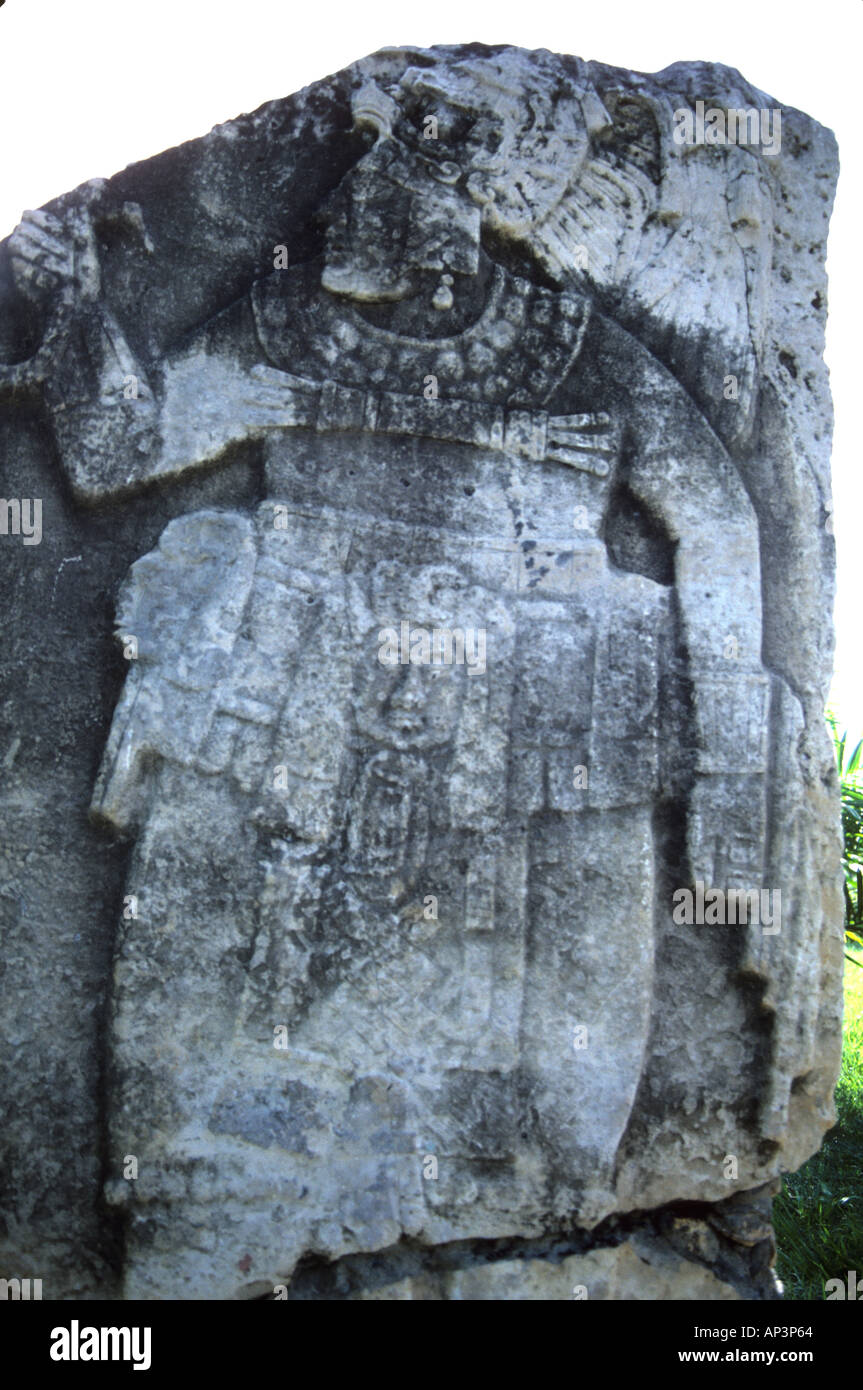 Archaeologist mayan hi-res stock photography and images - Alamy