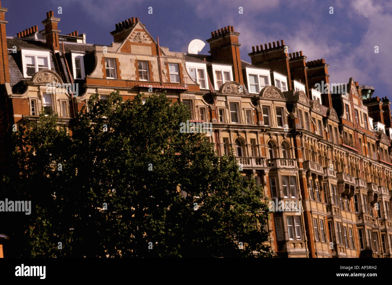 Europe, England, London. Brownstone buildings Stock Photo - Alamy