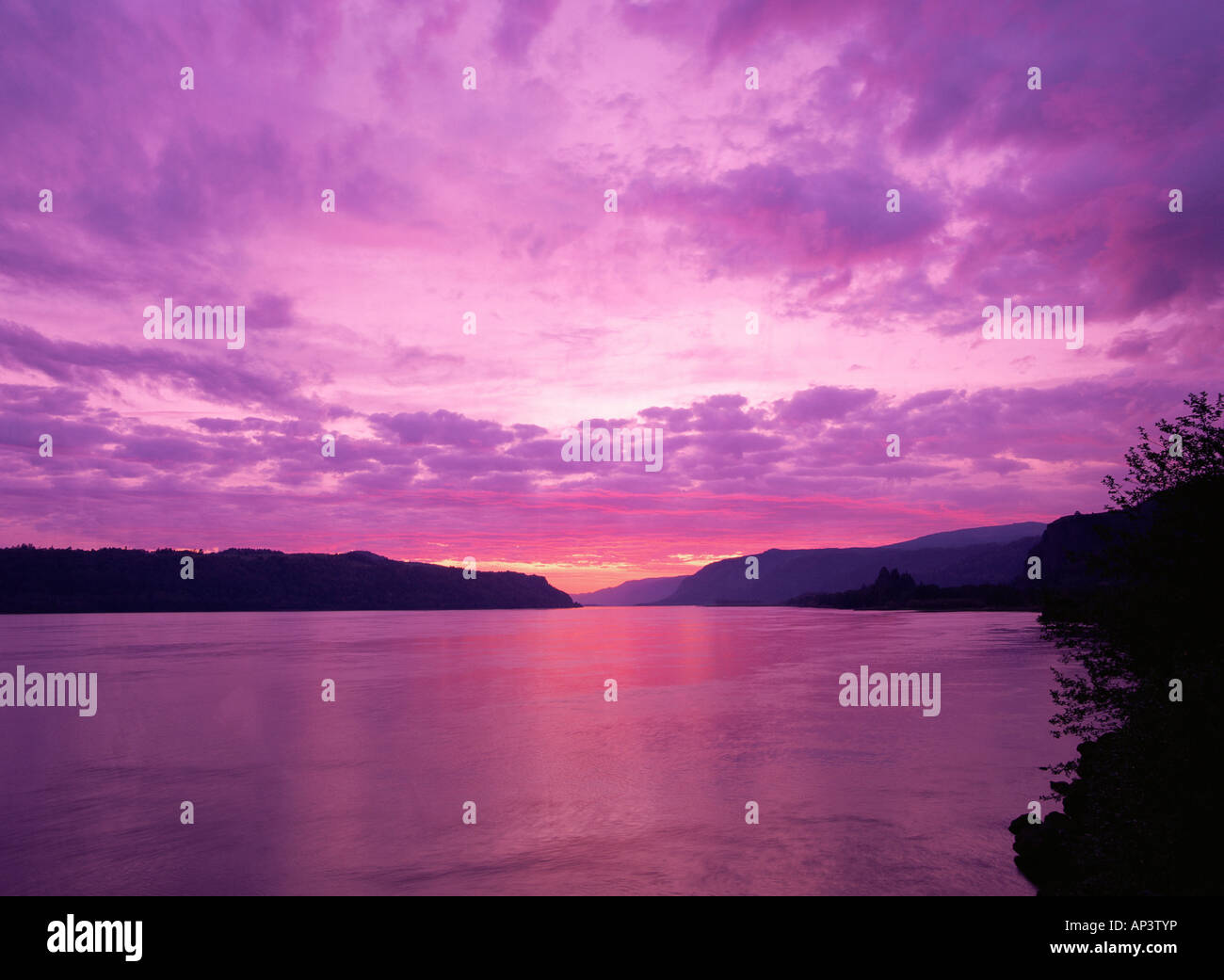 Columbia river gorge oregon Stock Photo - Alamy