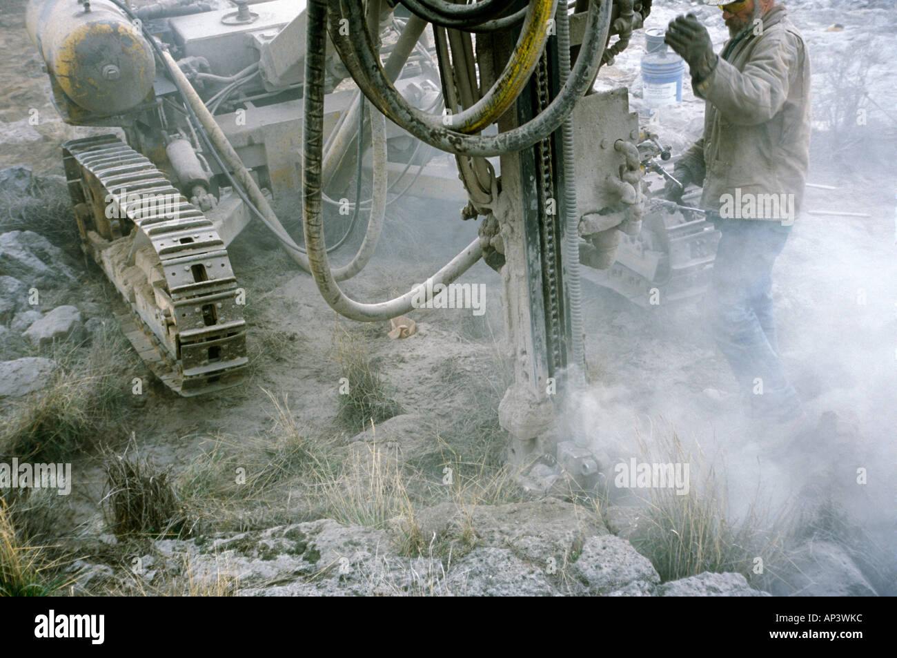 Rock breaking machine construction site hi-res stock photography and ...