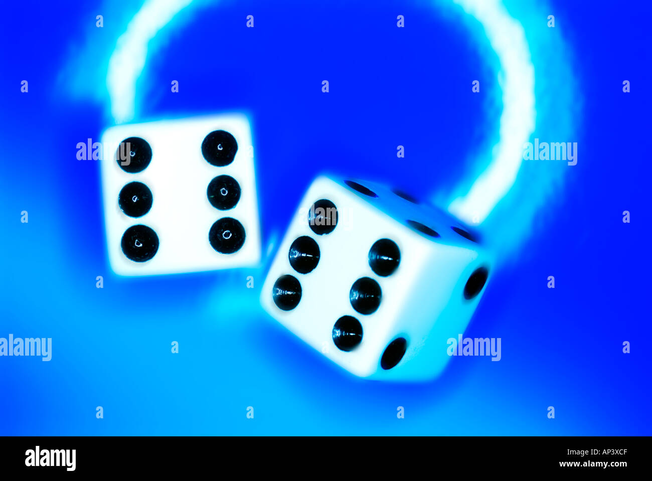 Focus concept circular dots hi-res stock photography and images - Alamy